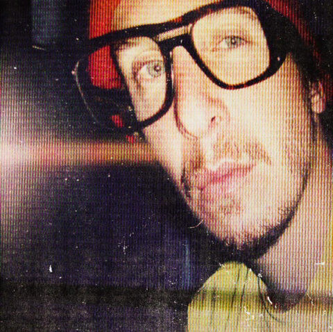 DEFTONES: SATURDAY NIGHT WRIST Fifth Studio Album (2006)