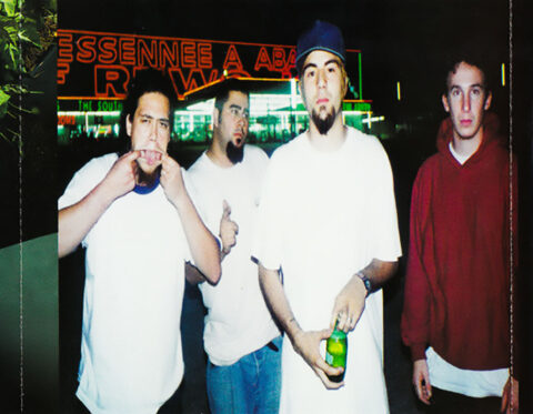 DEFTONES: AROUND THE FUR Second Studio Album (1997)