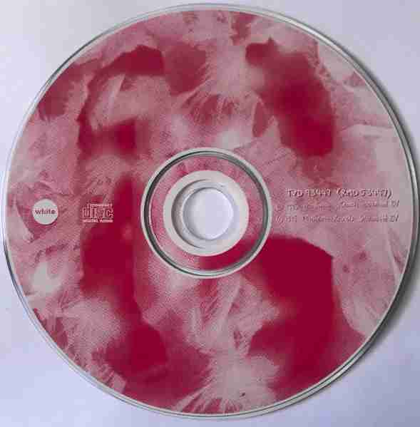 GARBAGE Debut Studio Album by GARBAGE (1995)